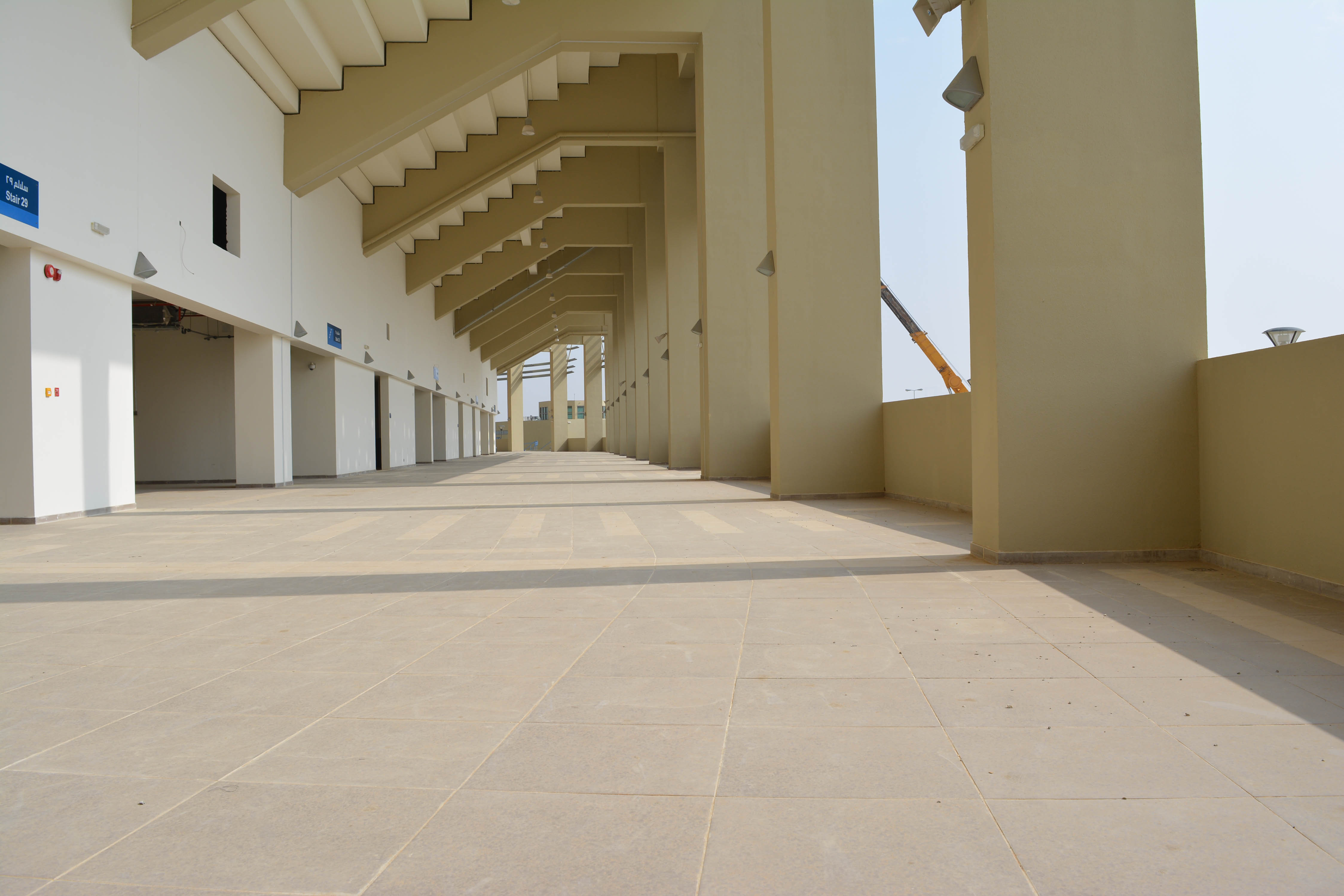 COMMERCIAL - Free Design